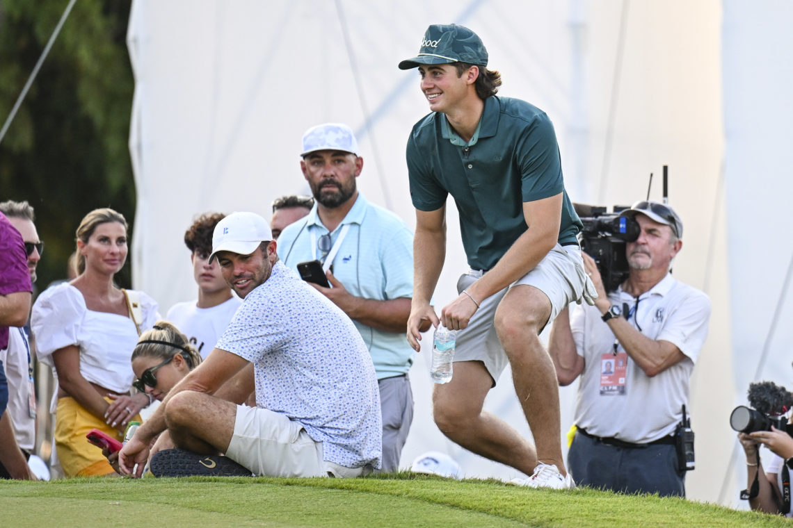 Garrett Clark reveals his handicap and highlights what a lot of fans ...