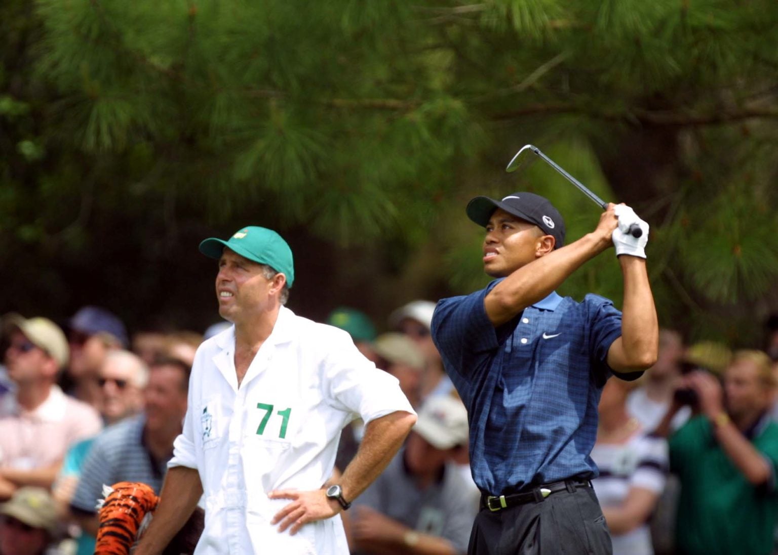 The challenge Tiger Woods faced at the 2001 Masters Tournament which he ...