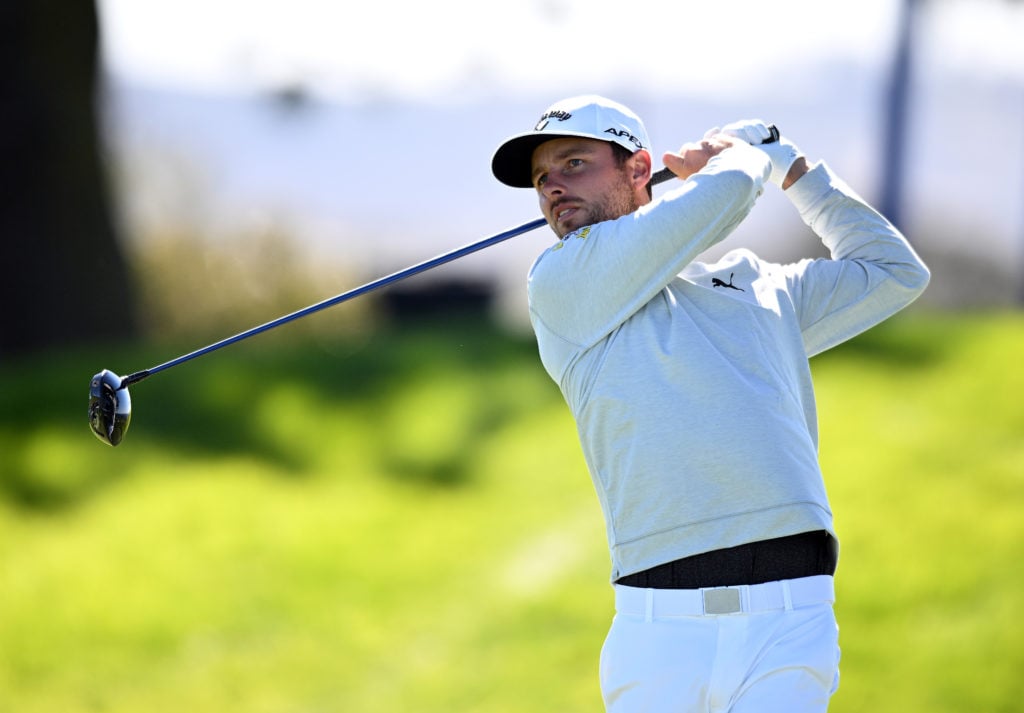 PGA Tour player put off crucial putt to make the cut at the Farmers ...