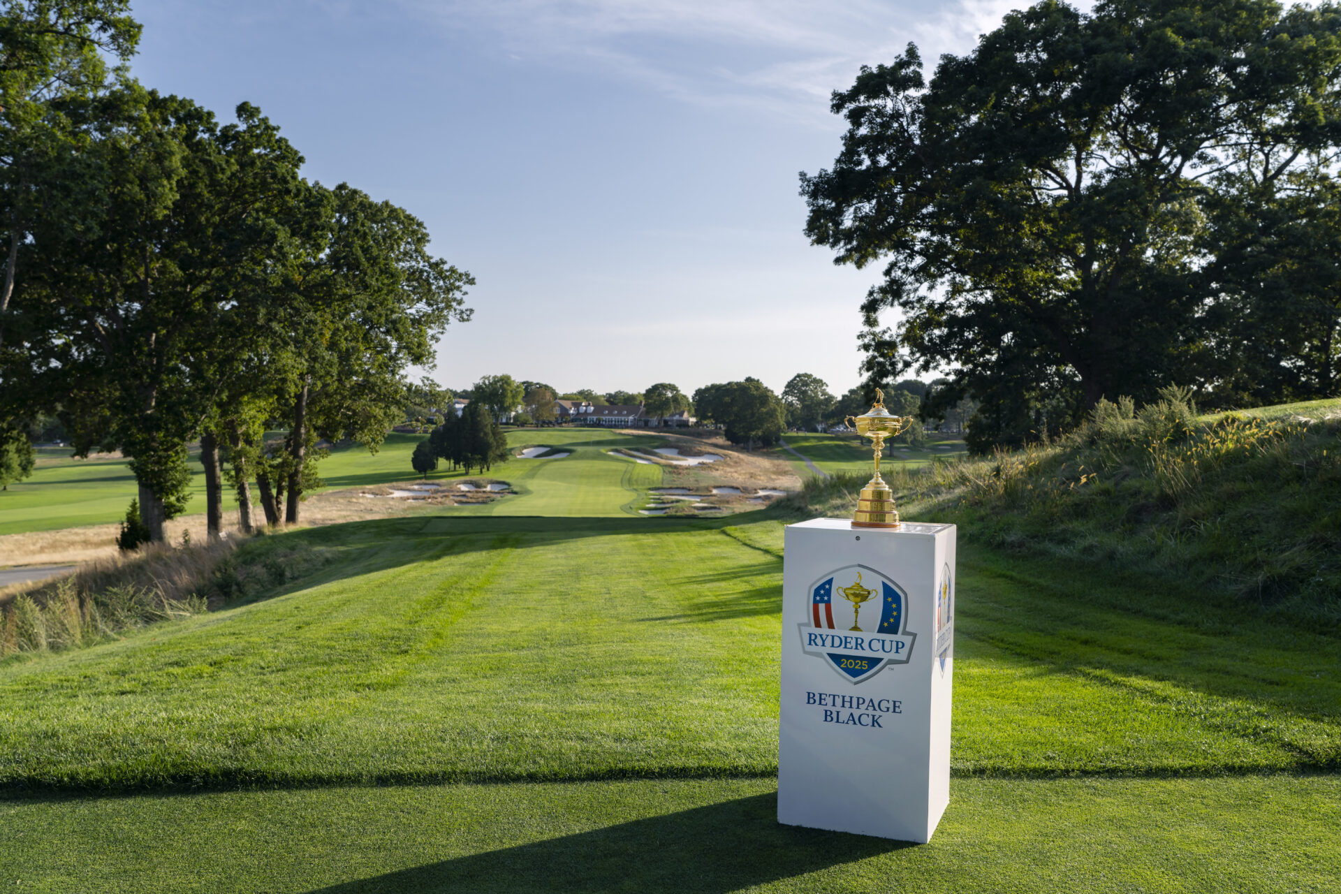 What a scratch handicap amateur shot from the back tees at Bethpage ...