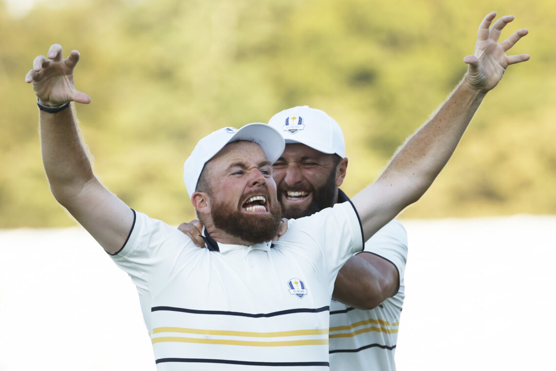 Shane Lowry reveals what he said to his caddie on the 18th hole before ...