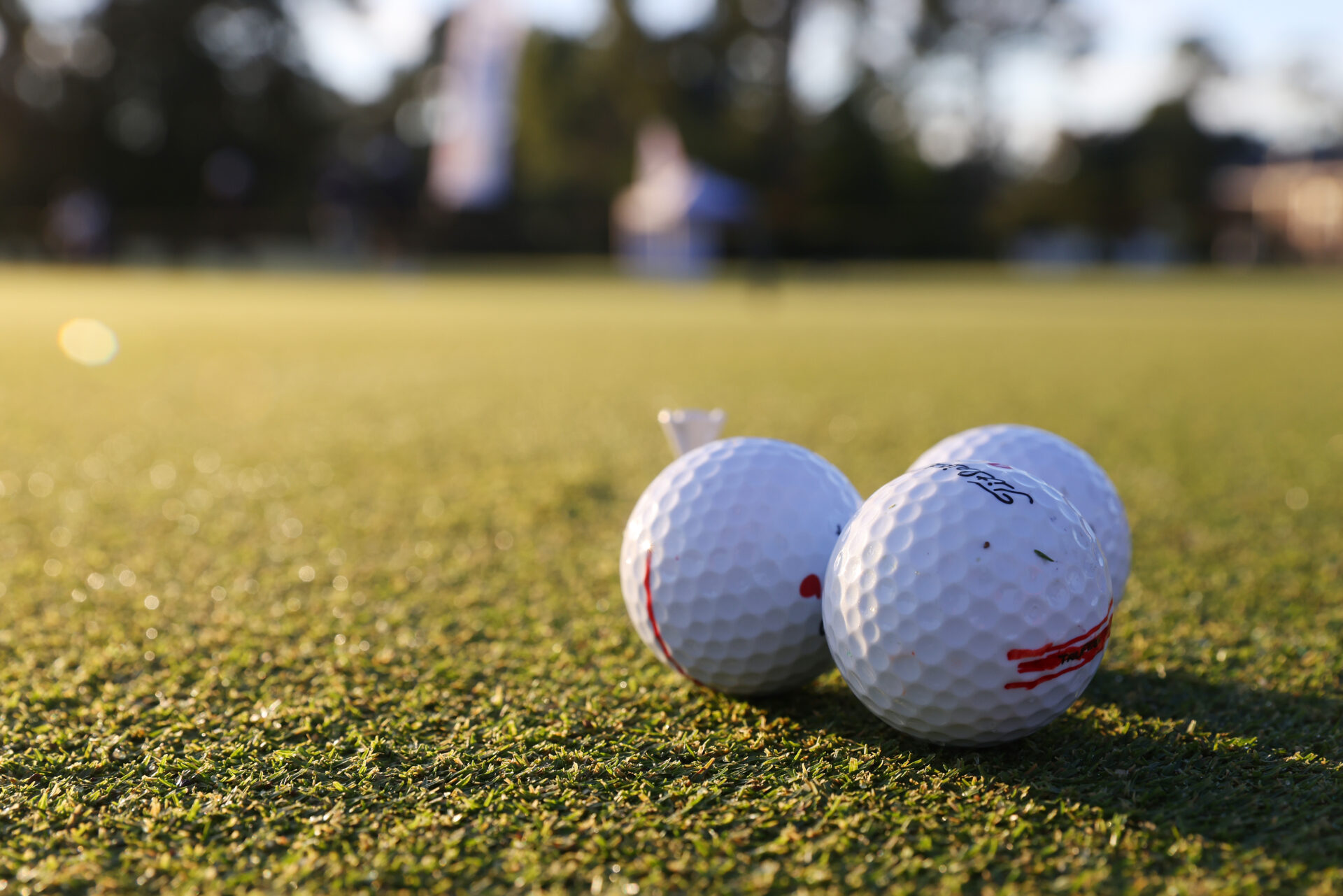 Three drills to help amateur golfers improve their chipping overnight